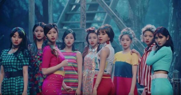 เกิดอะไรขึ้นกับวงการ K-pop คะ? | Dek-D.com