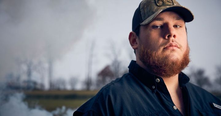 เพลงความหมายดีๆ ของ Luke Combs | Dek-D.com