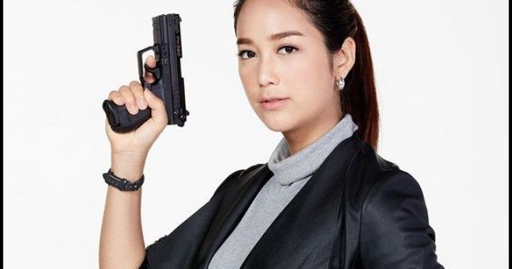 จ่อไมค์สัมภาษณ์ #แม็กกี้ บู๊เริ่ดจากละคร #อินทรีแดง ช่อง7HD | Dek-D.com