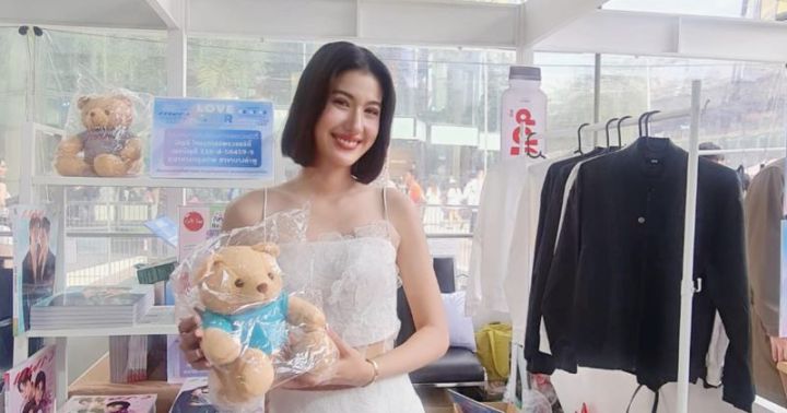 พิ้งค์พลอย เป็นตัวแทน ช่อง 7HD ร่วมโครงการแพรวแชริตี้ 2024 | Dek-D.com