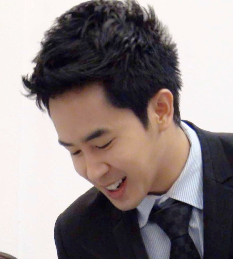 ทดสอบทักษะภาษาอังกฤษกับสถาบัน EngWISE โดย อ.เจมส์ โดย James N ...