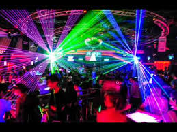 เวลาเข้าผับคุณชอบทำอะไร โดย ZupYo_IND ( ควิซทายใจ ) | Dek-D.com