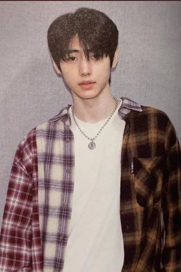 นิยาย YeonHa (연하) พี่ต้องรักผมสิ! (จบแล้ว) มีE-book : Dek-D.com - Writer