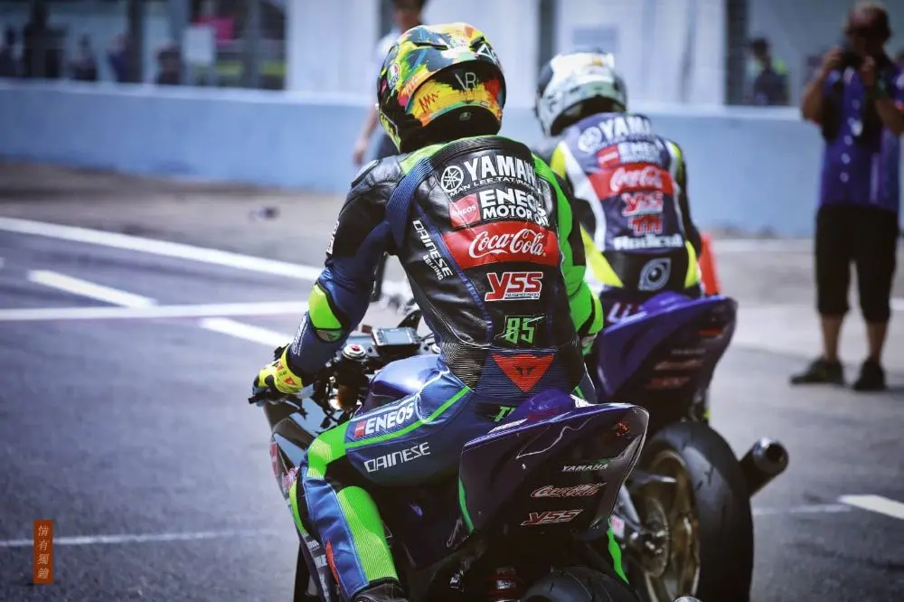 นิยาย ; MY RACER 85 #ป๋อจ้าน : Dek-D.com - Writer